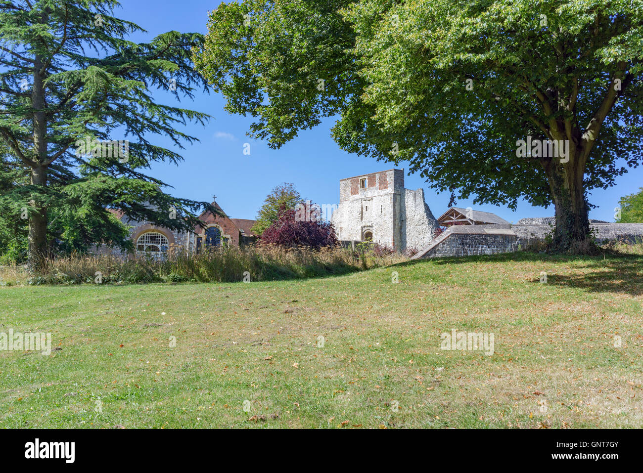 Farnham Castle and grounds in Surrey Stock Photo - Alamy