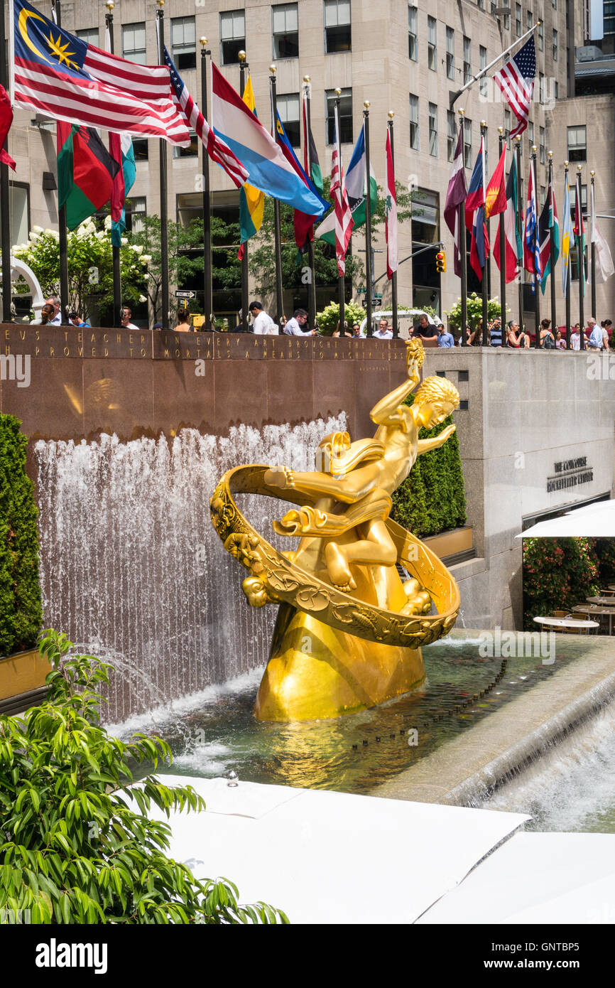 Statue of Prometheus, Rockefeller Center Plaza, NYC Stock Photo - Alamy