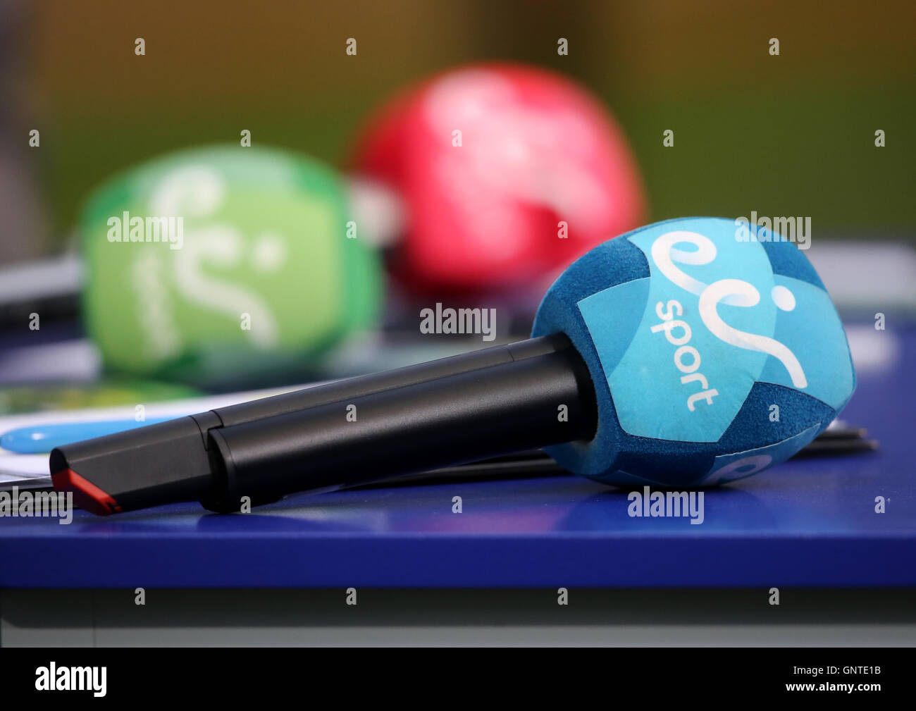 Sport microphone hi-res stock photography and images - Alamy
