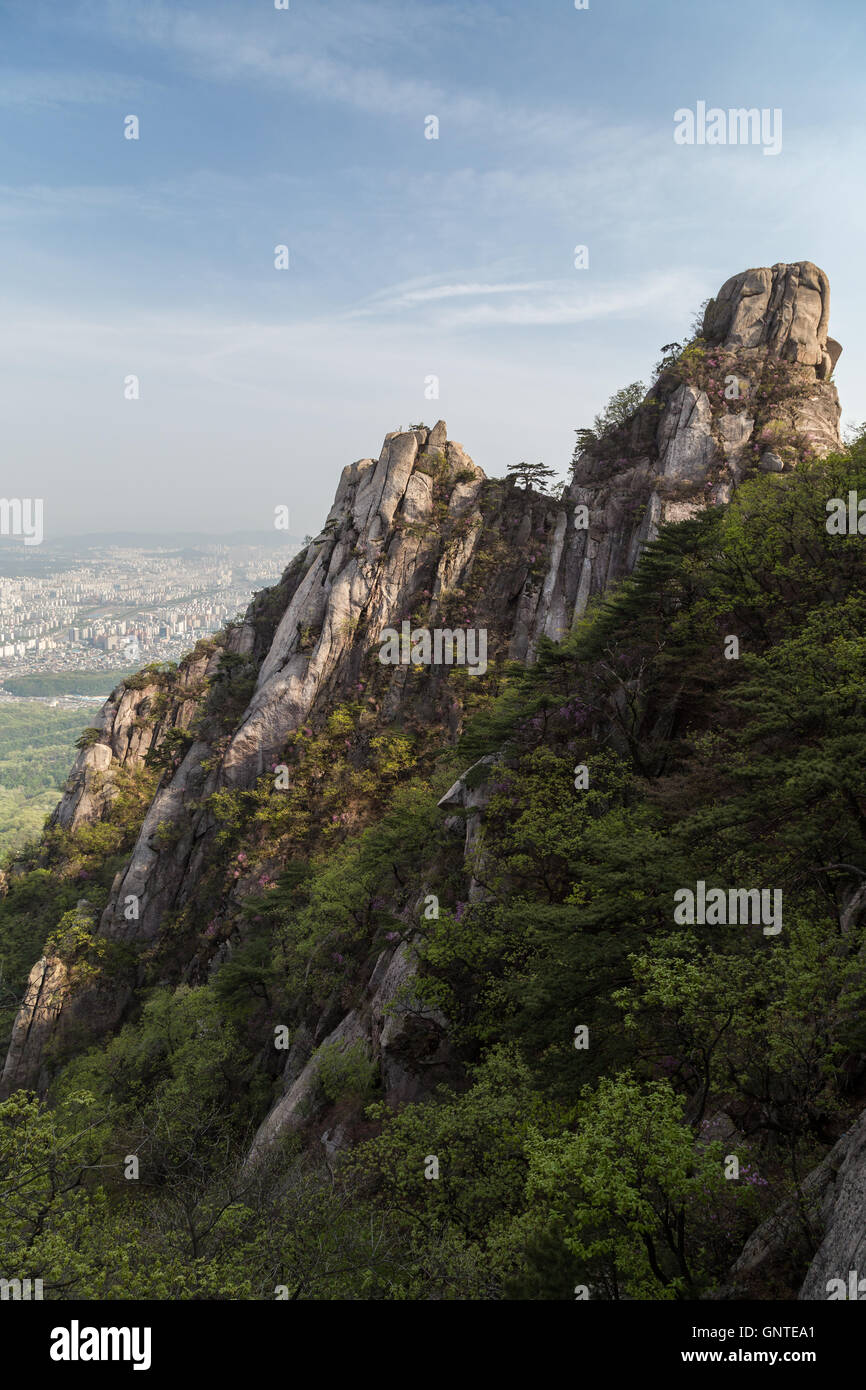 Bukhansan national park hi-res stock photography and images - Alamy