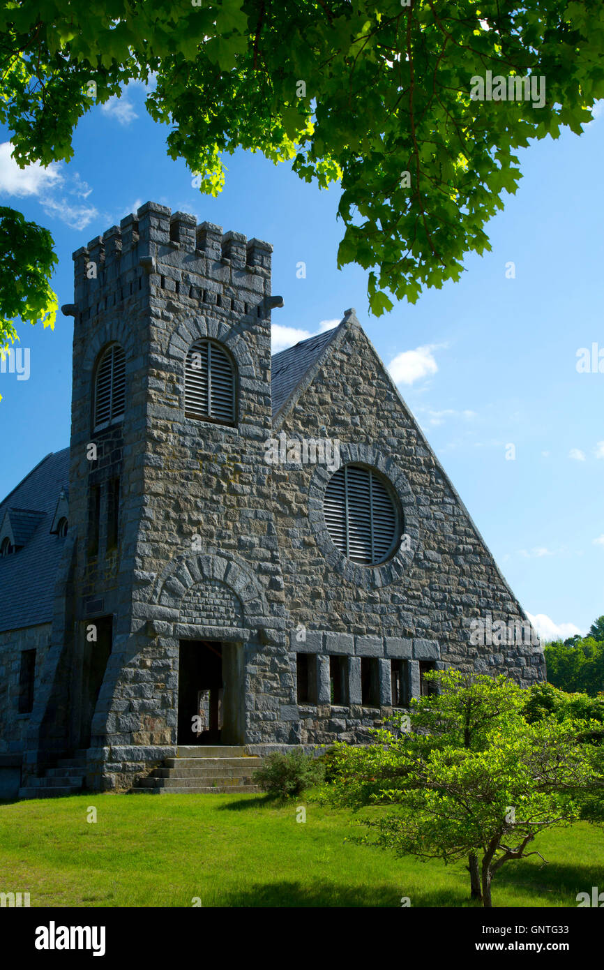 Old stone church hi-res stock photography and images - Alamy