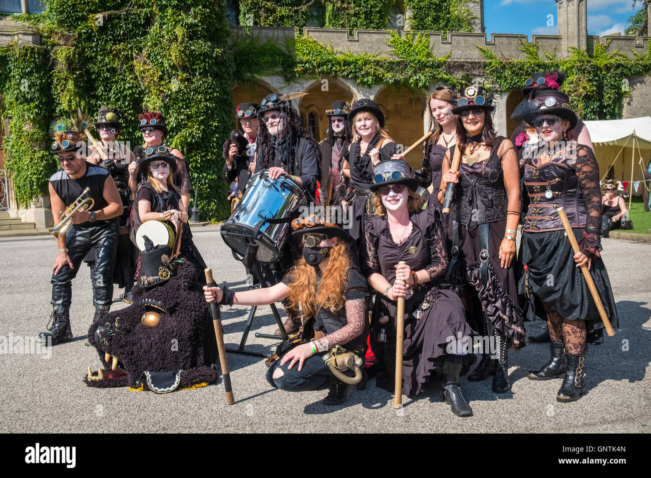 Morris Dancers Uk High Resolution Stock Photography and Images - Alamy
