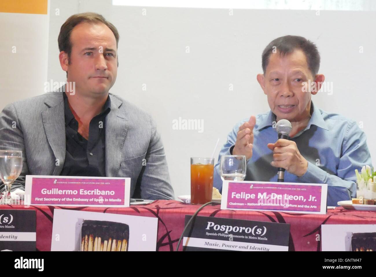 Manila, Philippines. 01st Sep, 2016. (R) NCCA Chair Felipe M. de Leon ...
