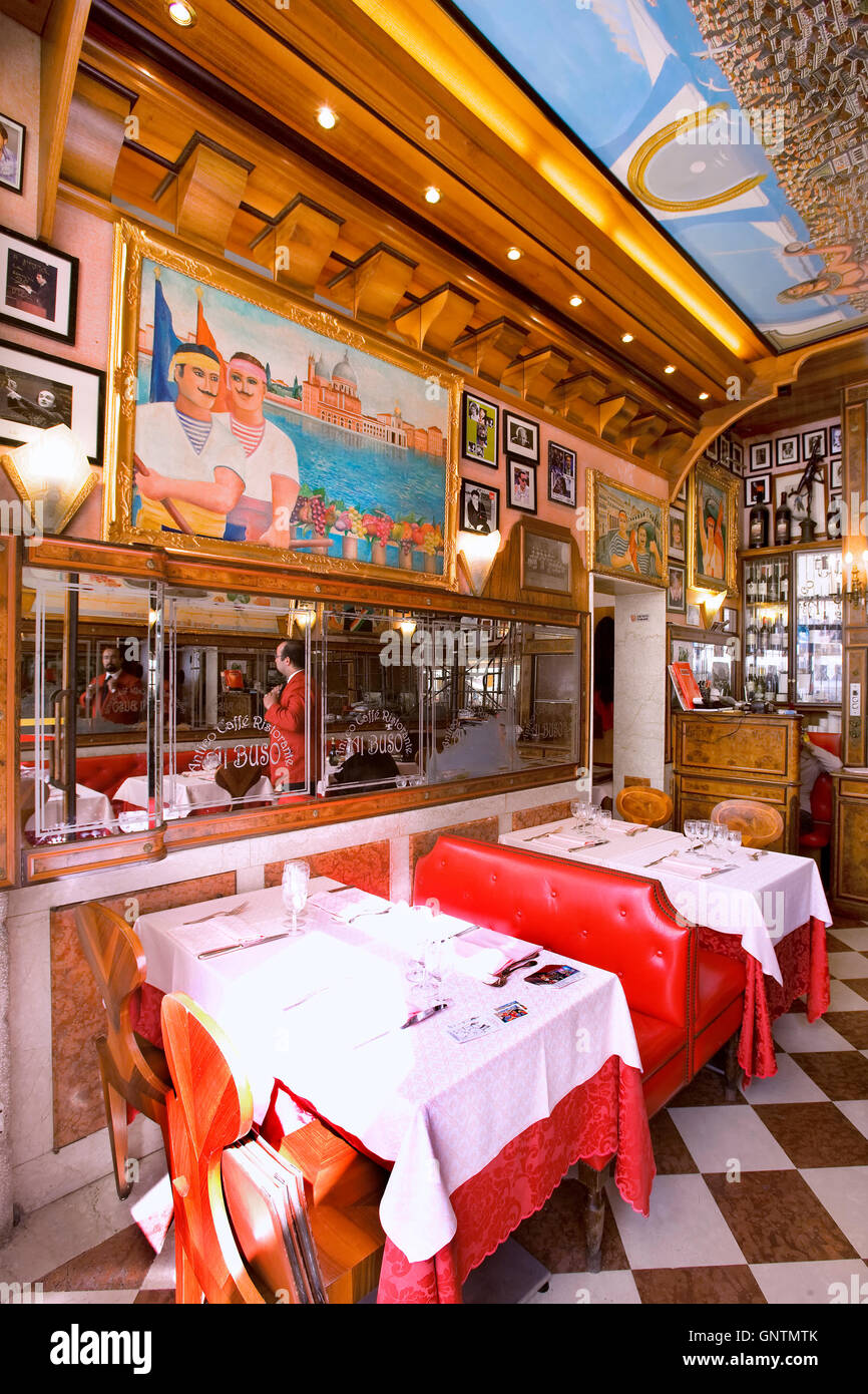 Room venice hi-res stock photography and images - Alamy