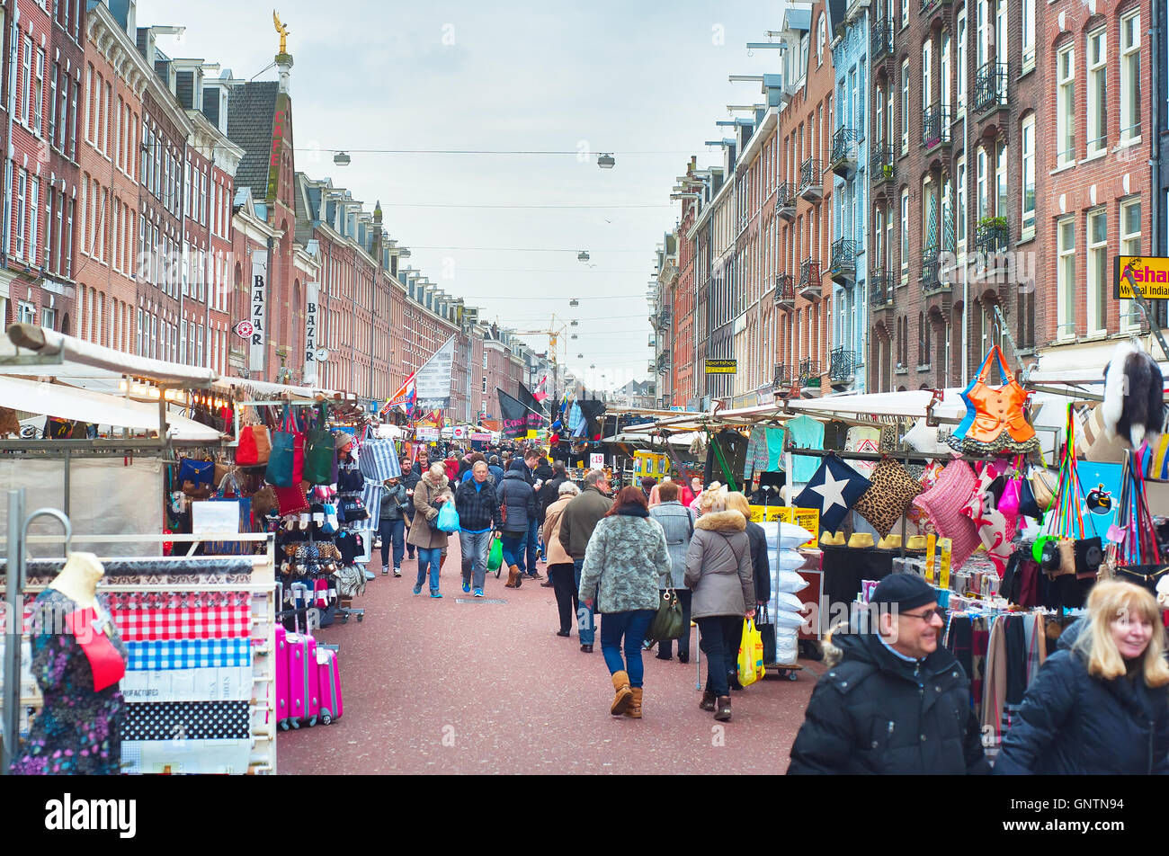 People at Albert Cuyp Market in Amsterdam Stock Photo - Alamy