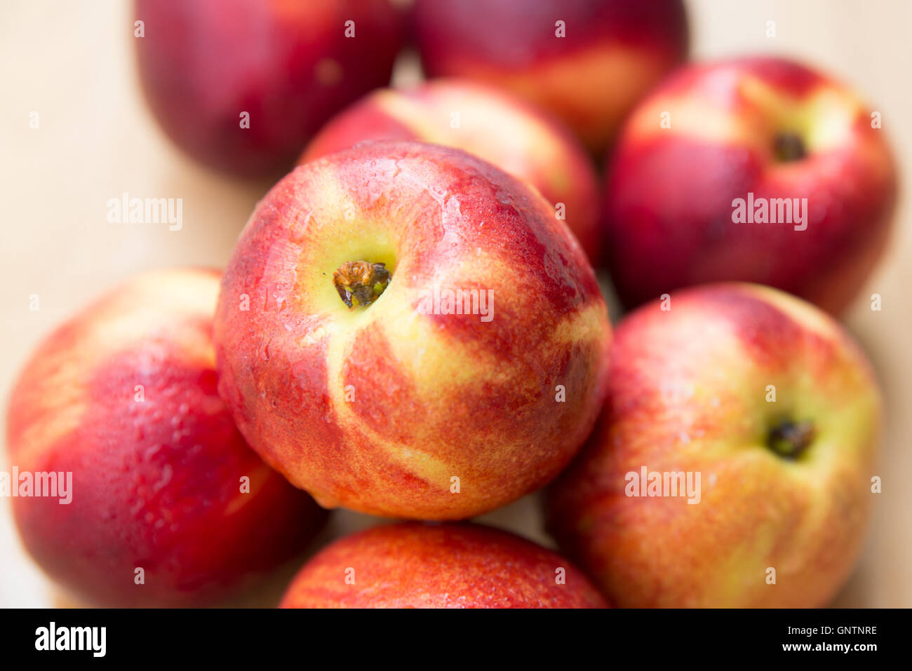 Wet peaches hi-res stock photography and images - Alamy