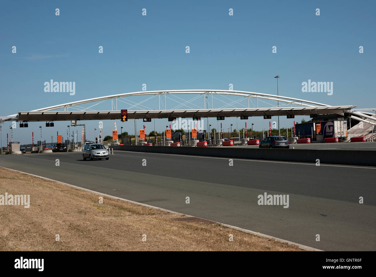 Pay station France -- A toll booth for vehicles on a French autoroute ...