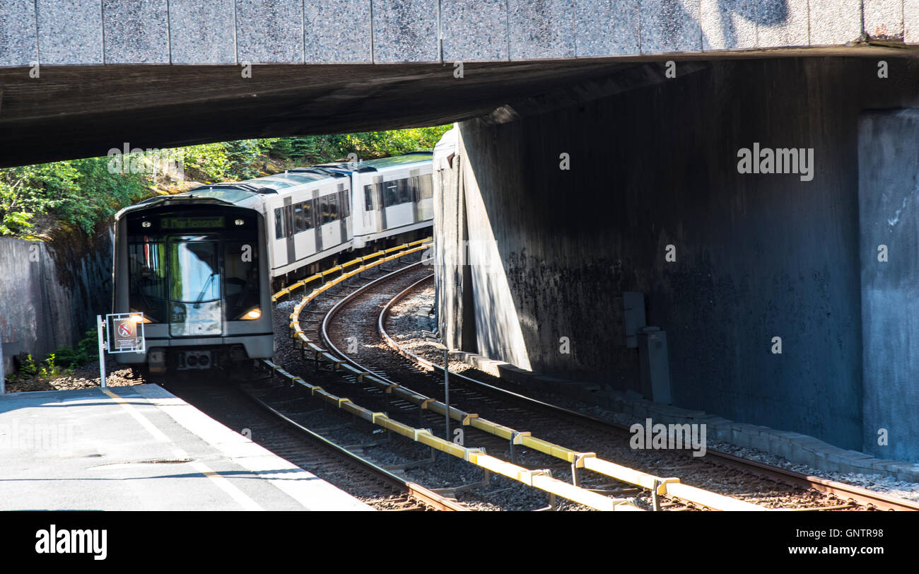 Transporting people hi-res stock photography and images - Alamy