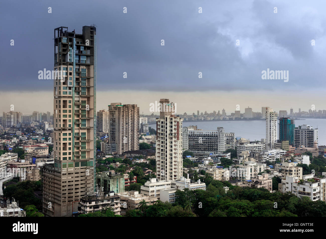 Mumbai corner buildings hi-res stock photography and images - Alamy