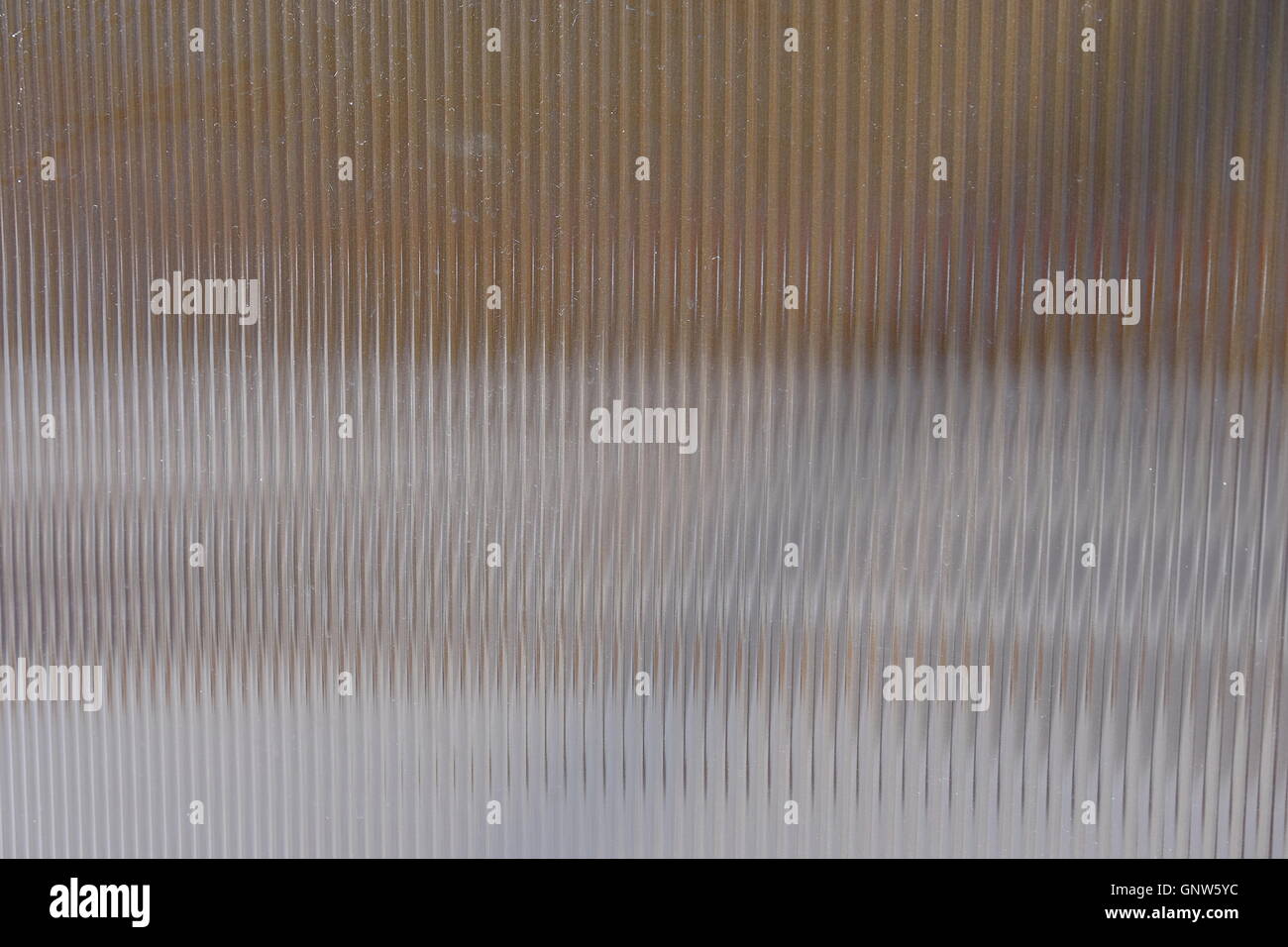 Polycarbonate plastic sheet roofing hi-res stock photography and images ...