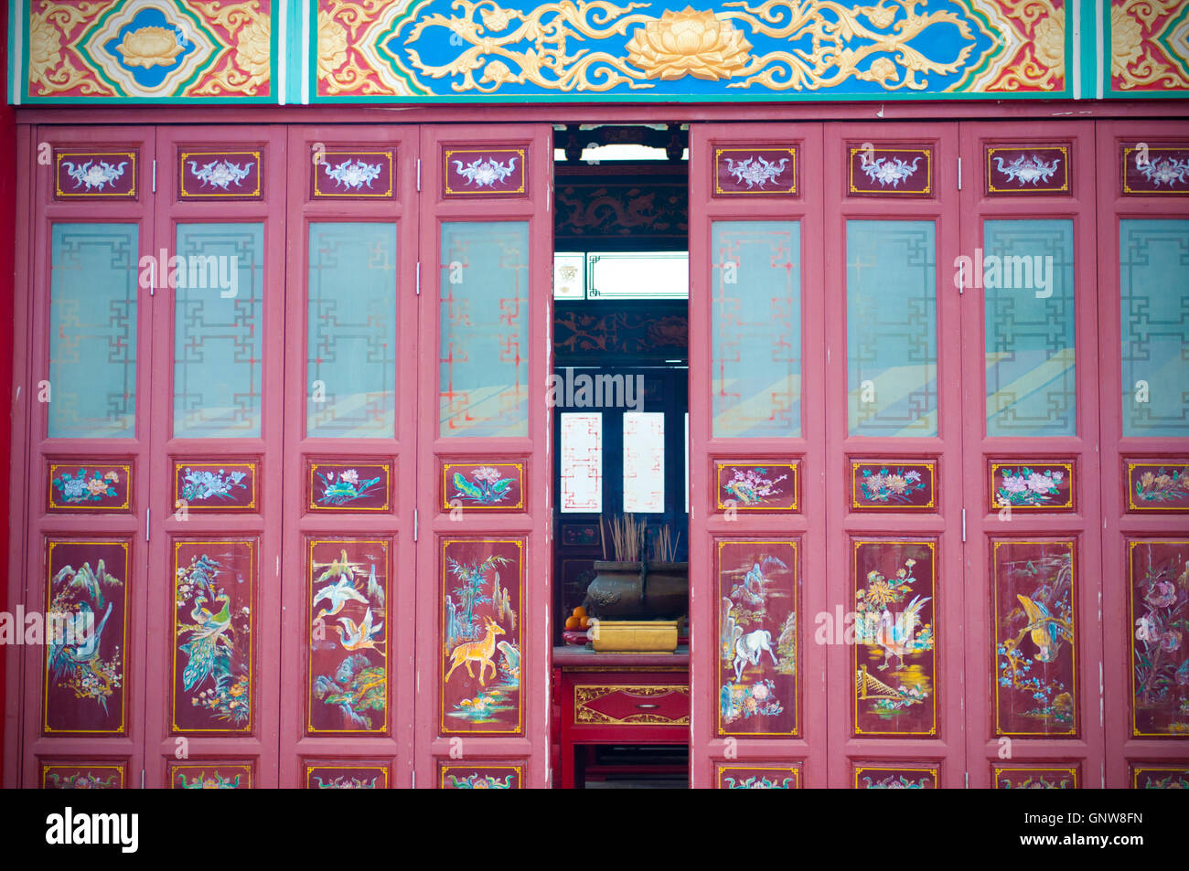 Sui symbol hi-res stock photography and images - Alamy