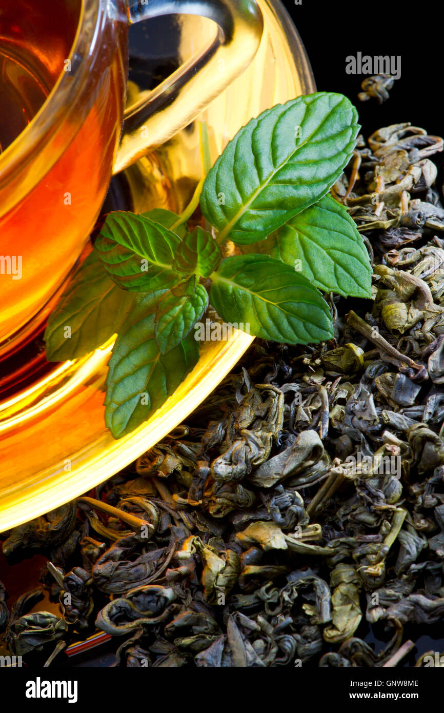 Tea and mint Stock Photo - Alamy