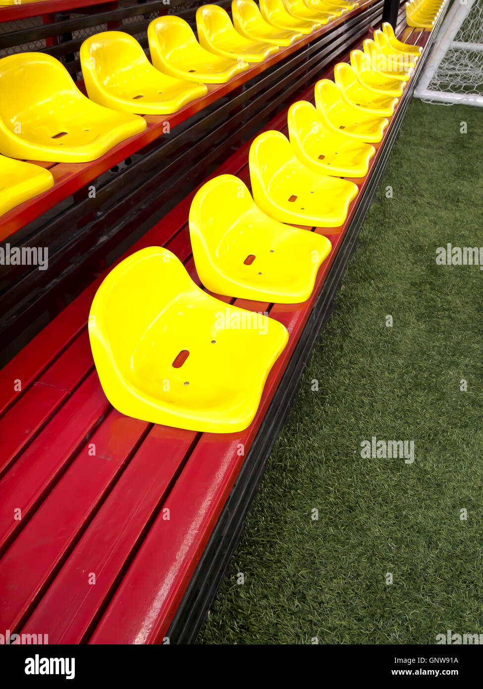 seat in football field Stock Photo - Alamy