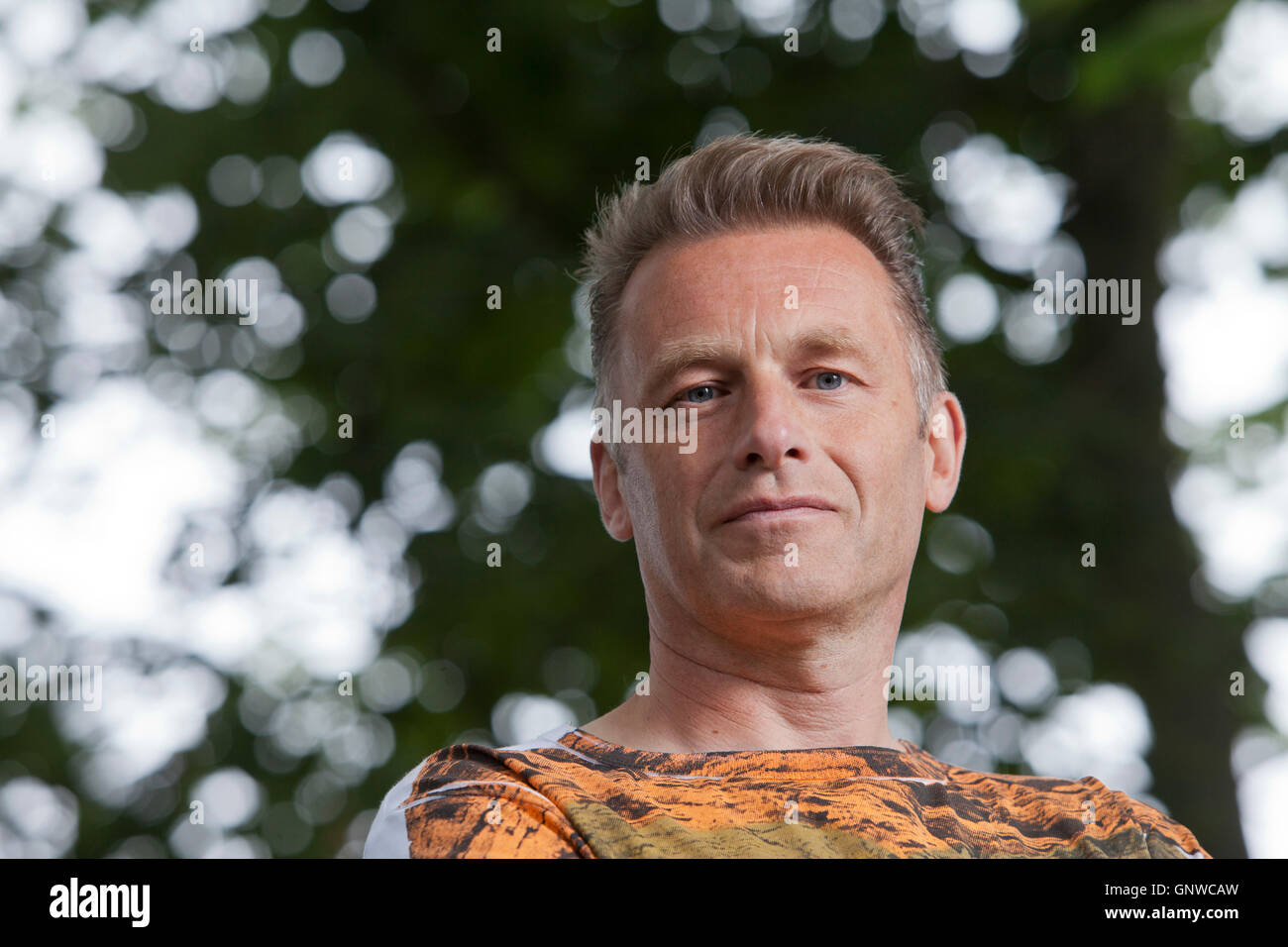 Chris packham hi-res stock photography and images - Alamy