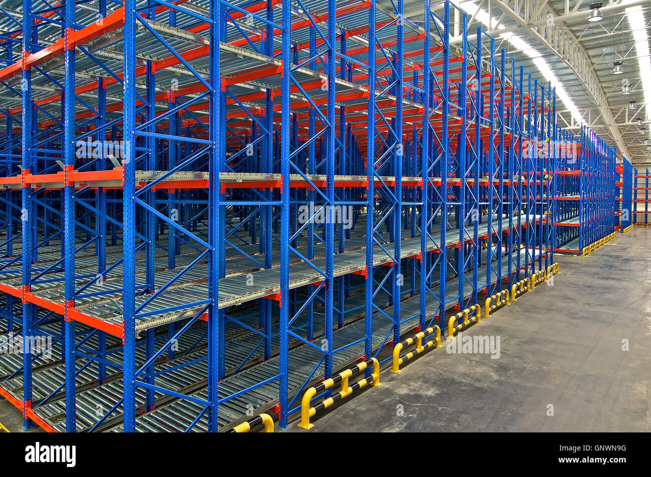 Storage racking pallet system for warehouse metal shelving distribution ...