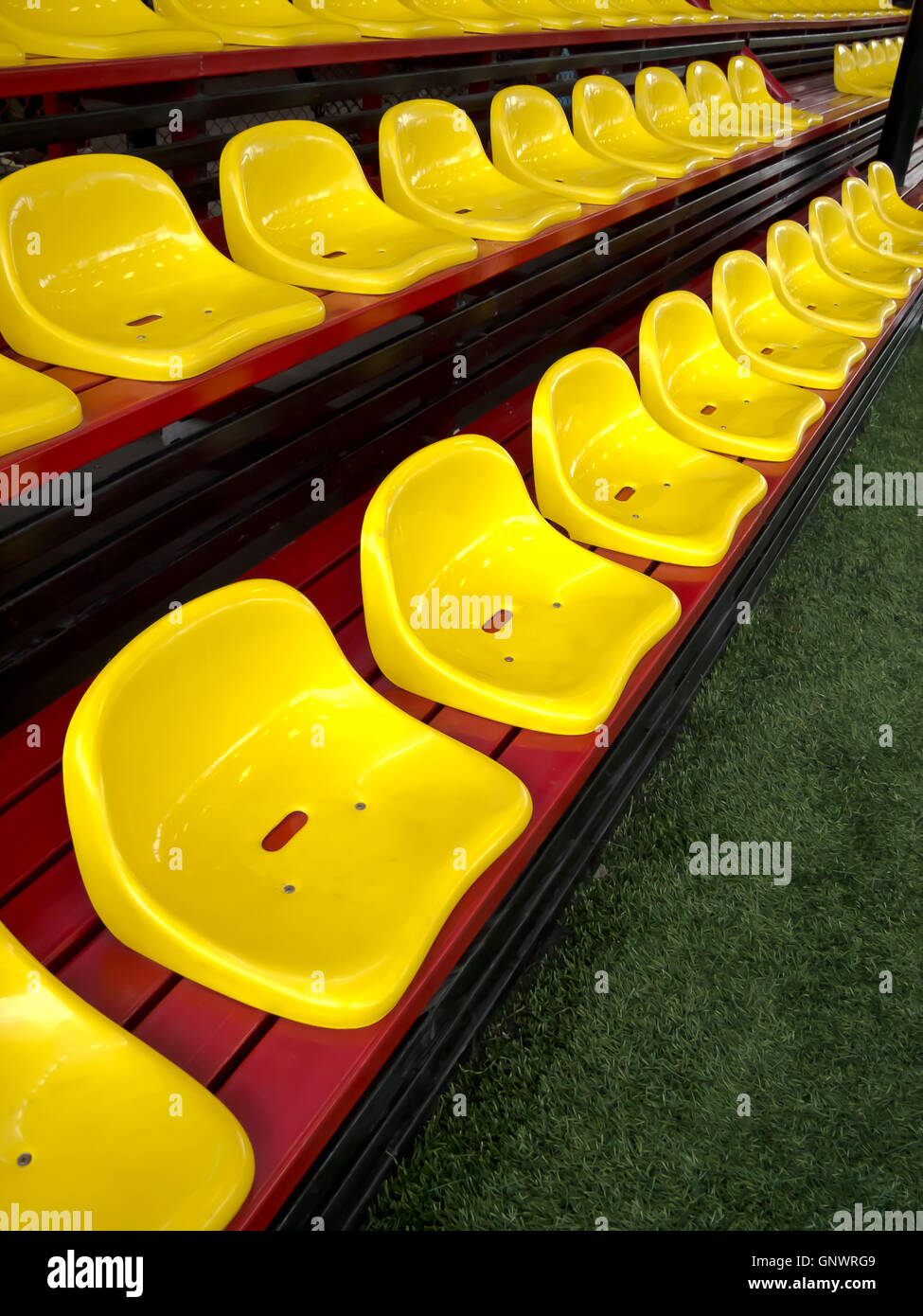 seat in football field Stock Photo - Alamy