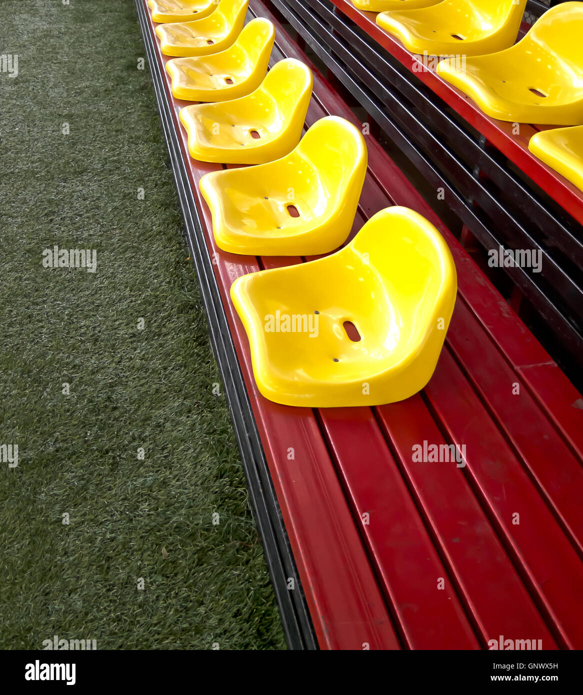 seat in football field Stock Photo - Alamy