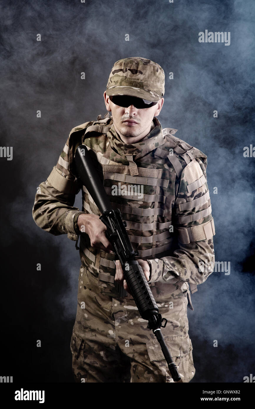 Soldier rifle on shooting hi-res stock photography and images - Alamy