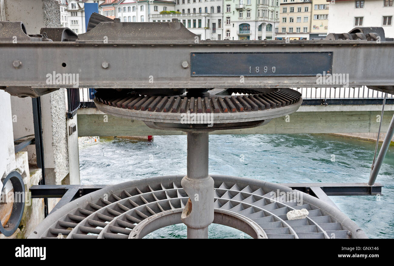 Old lifting gear hi-res stock photography and images - Alamy