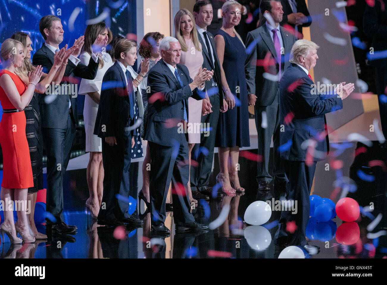 Cleveland Ohio, USA, 21th July, 2016 Balloon drop the final night of ...