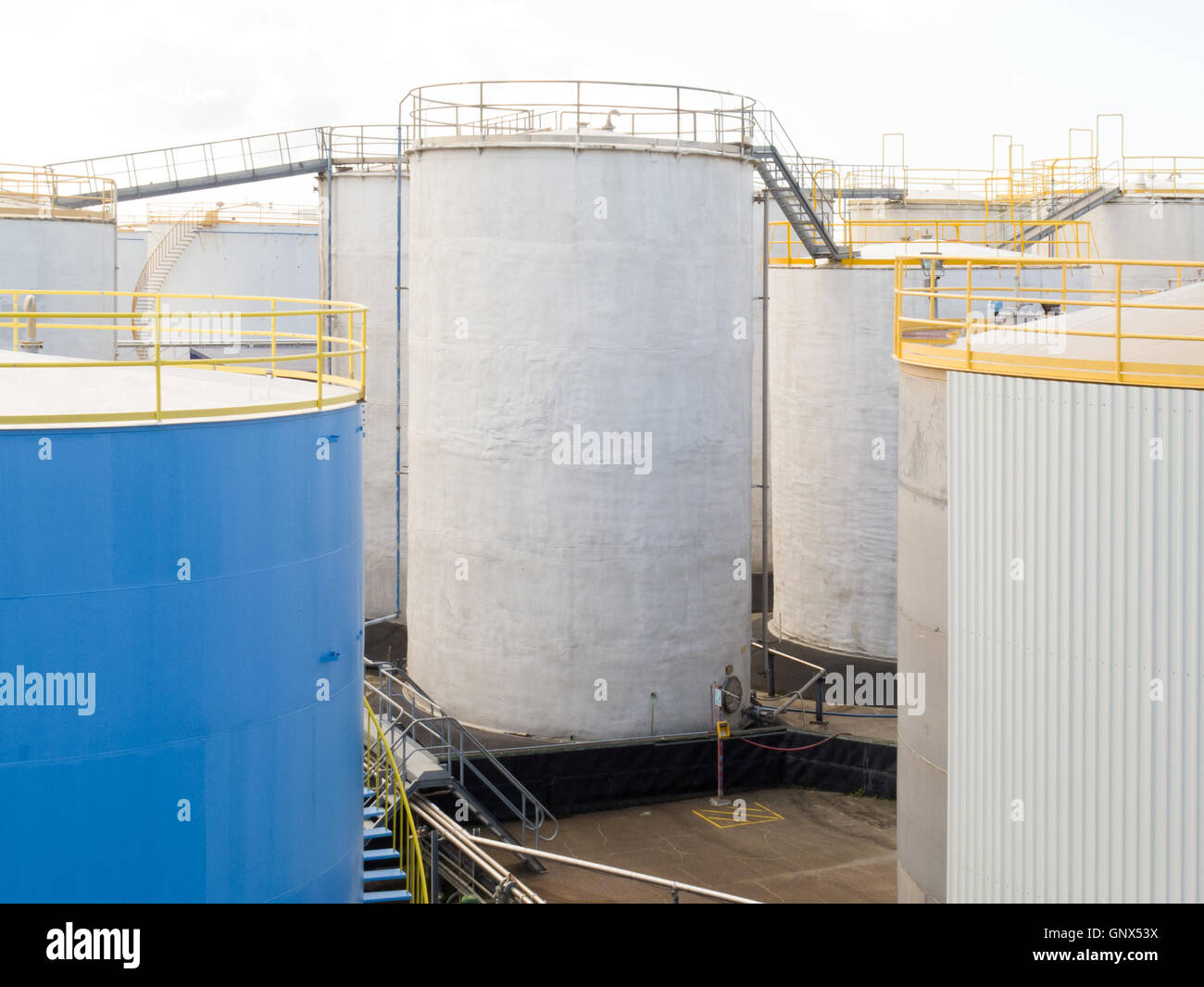 Group of large steel storage tanks at refinery Stock Photo - Alamy