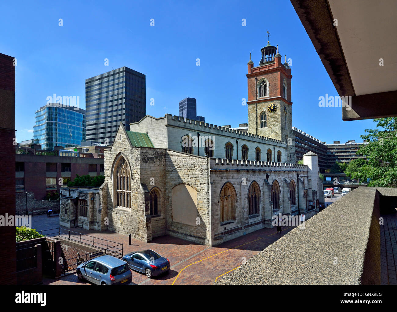 London, England, UK. St Giles' Cripplegate Church, Fore Street ...