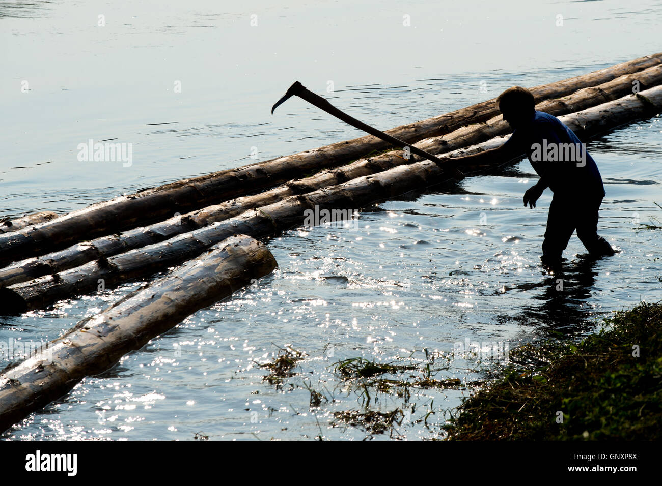 Wooden raft historical hi-res stock photography and images - Alamy