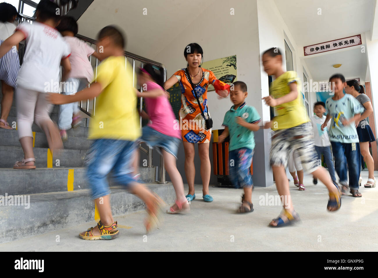 Fuzhou chinas fujian province 1st hi-res stock photography and images ...