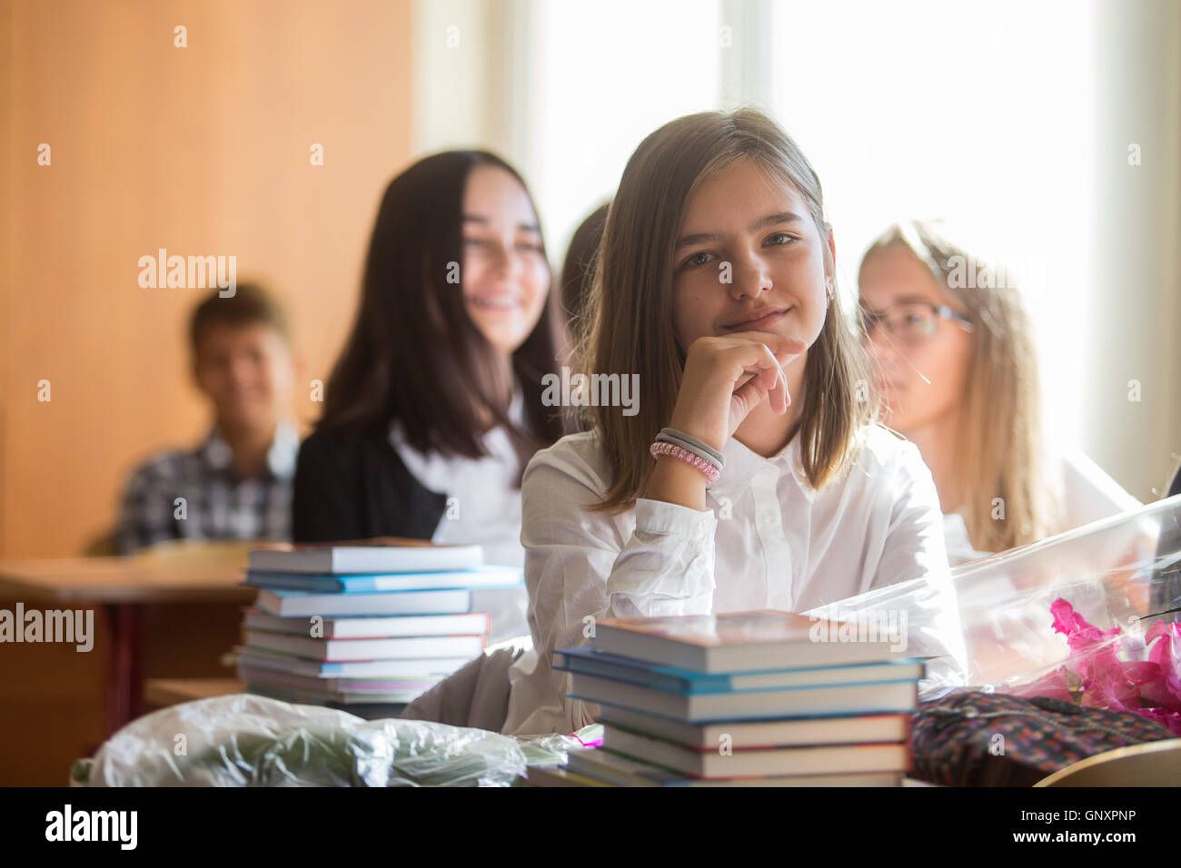 Moscow, Russia. 1st Sep, 2016. Schoolgirls sit in a classroom in Moscow ...
