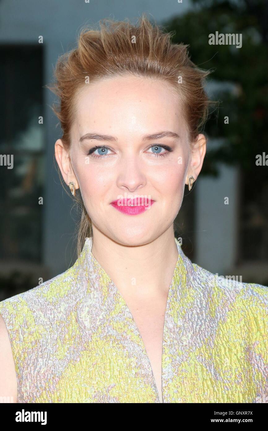 Los Angeles, CA, USA. 31st Aug, 2016. Jess Weixler at arrivals for ...