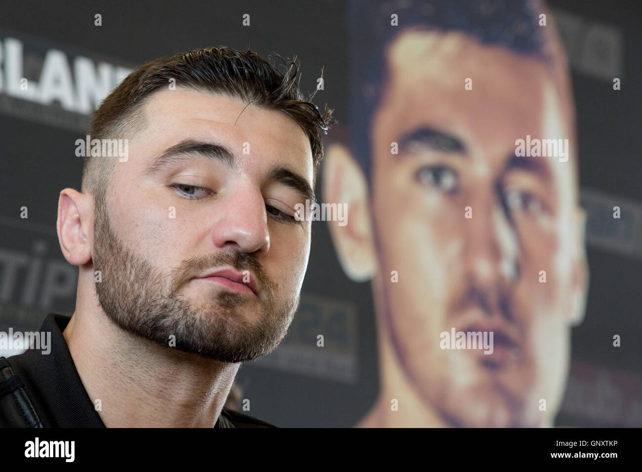 Boxing pauli hi-res stock photography and images - Alamy