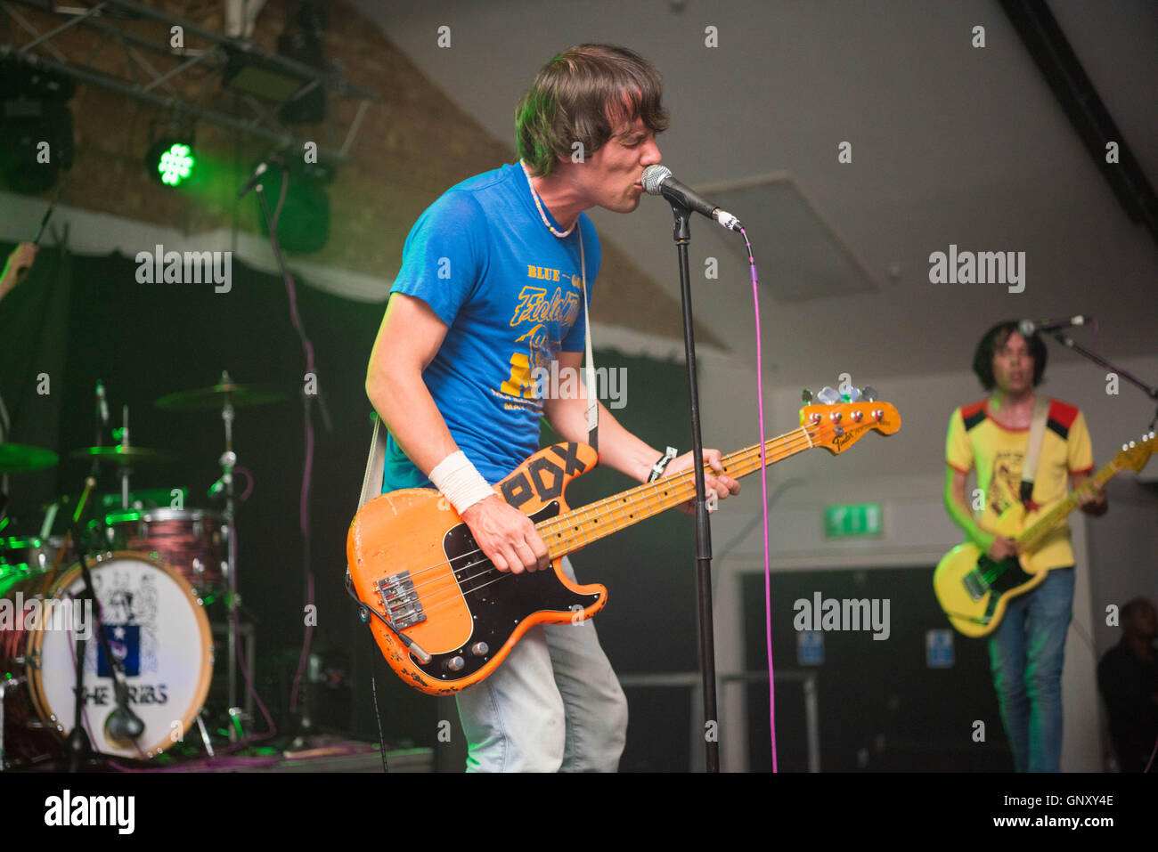 London Uk 01st Sep 2016 Gary Jarman And Ryan Jarman Of The Cribs