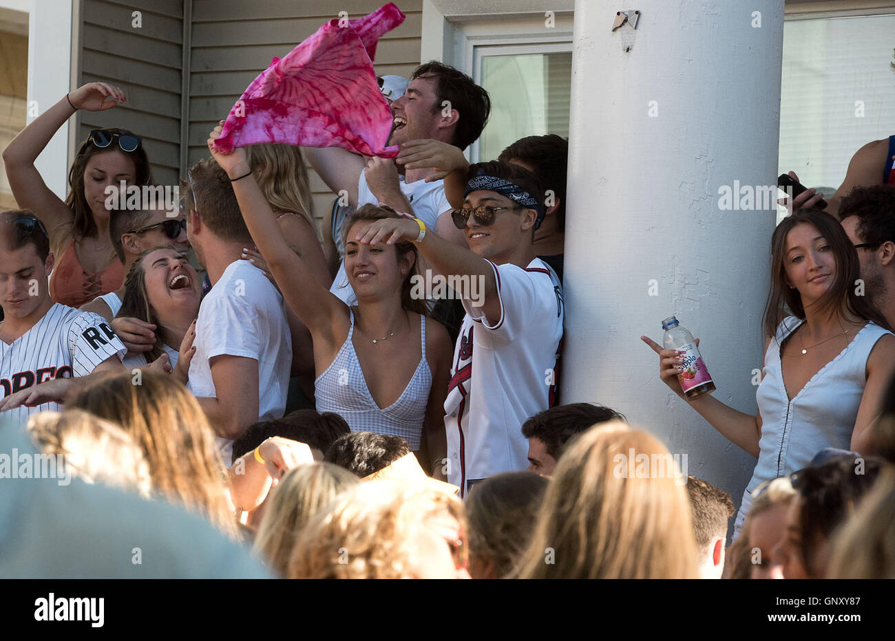 Ann Arbor, MI, USA. 1st Sep, 2016. Students party at a fraternity house ...