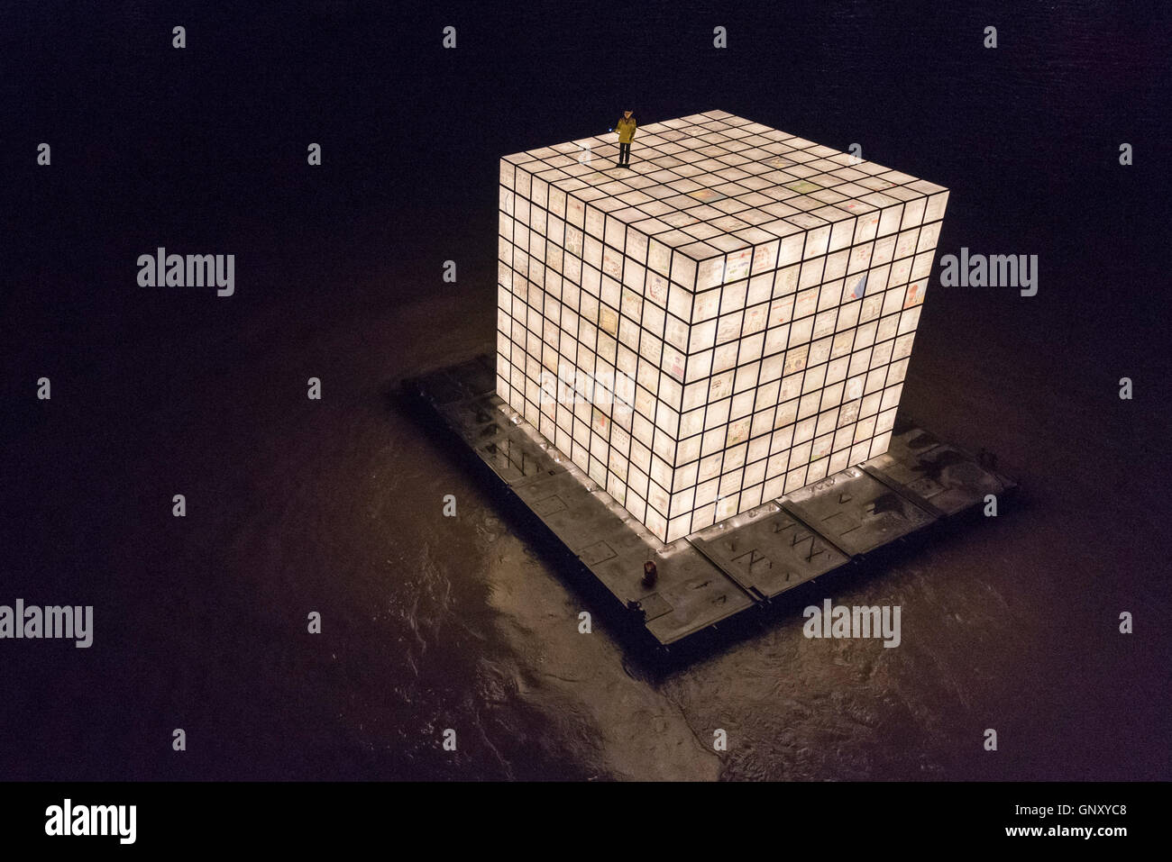 Three Storey Floats High Resolution Stock Photography and Images - Alamy