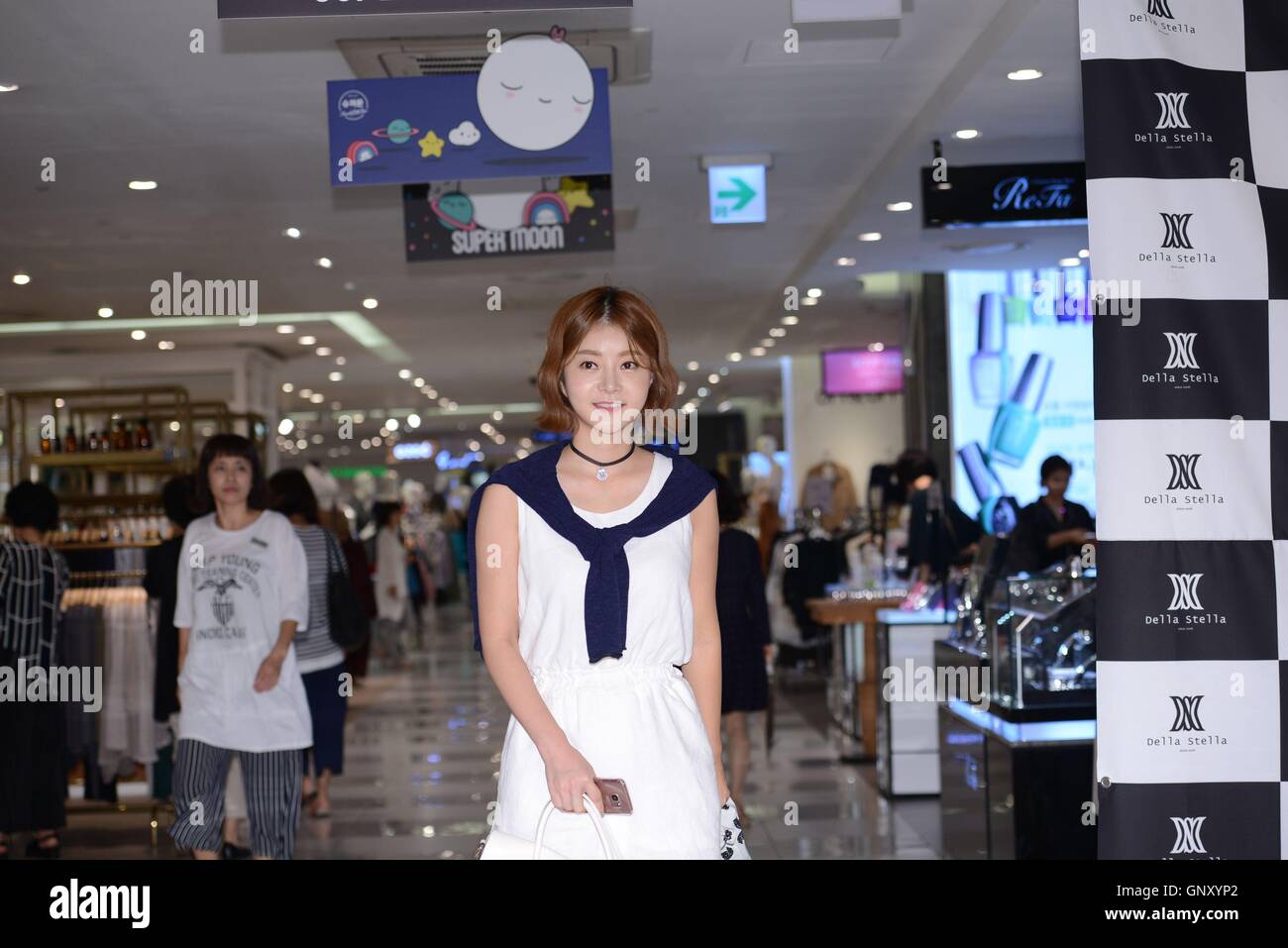 Seoul, Korea. 01st Sep, 2016. Nancy Lan, Yeong Hyeon, Hwa-seon Lee, Hau ...