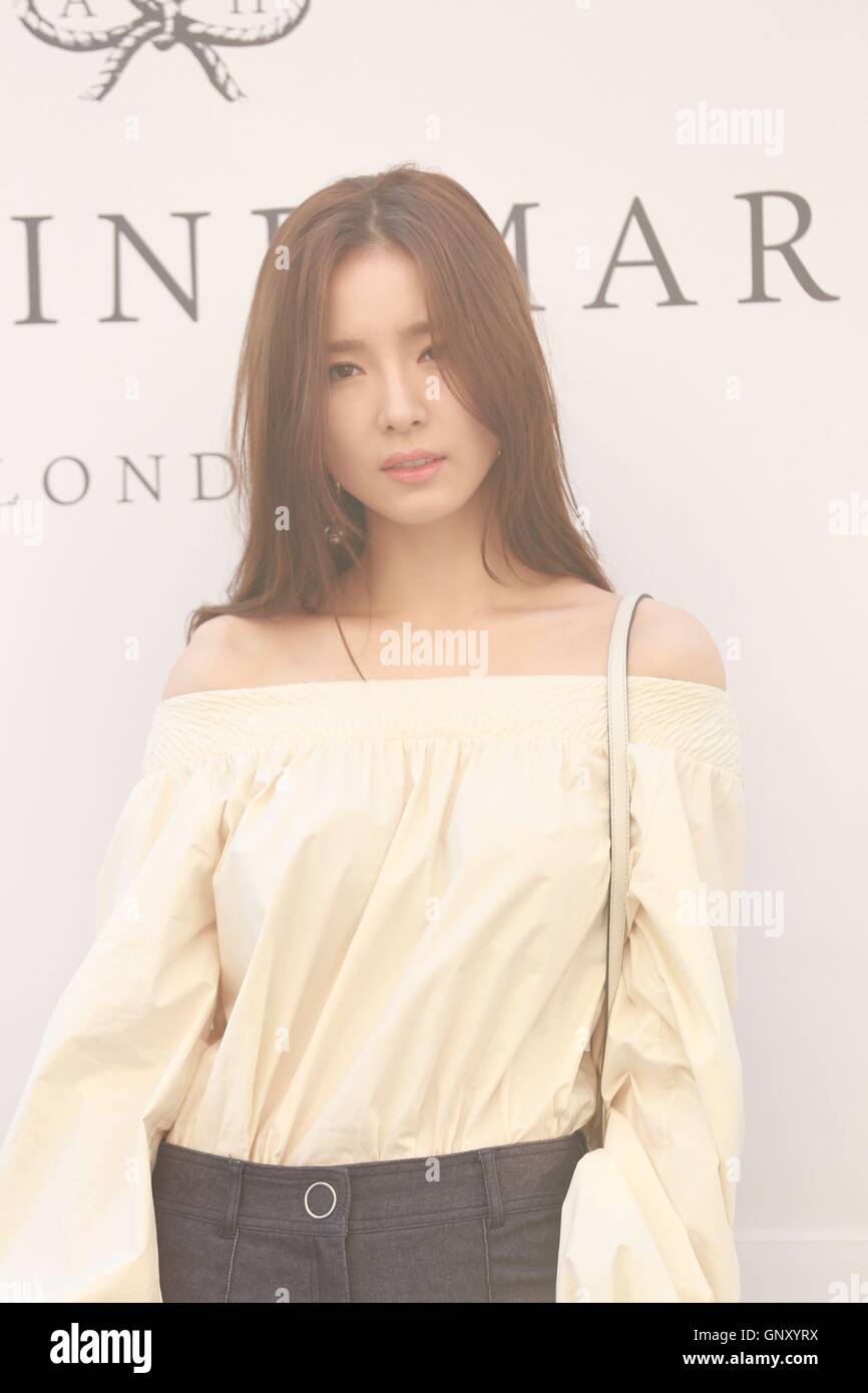 Shin se kyeong hi-res stock photography and images - Alamy