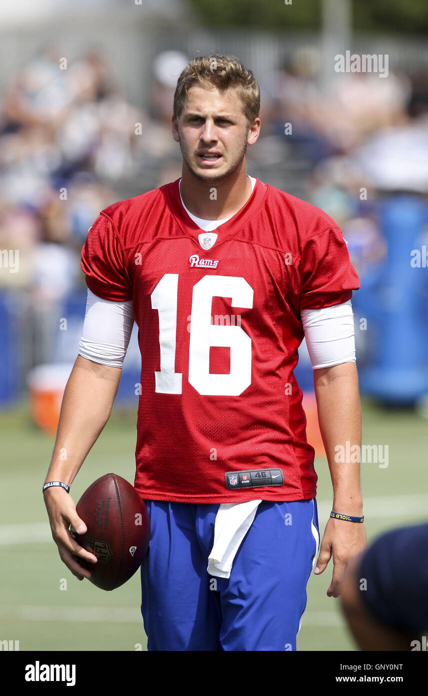 Jared goff 2016 hi-res stock photography and images - Alamy