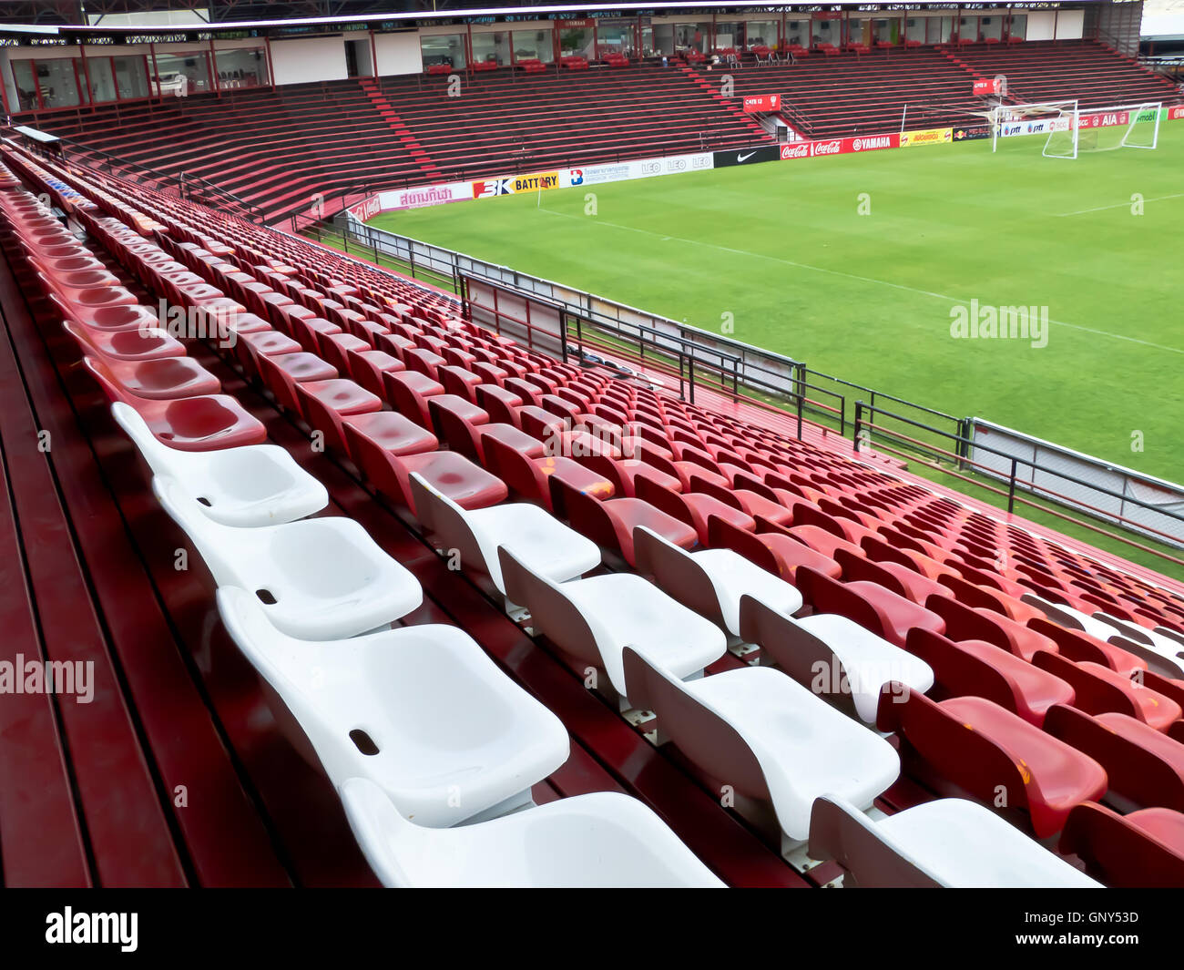 seat in football field Stock Photo - Alamy