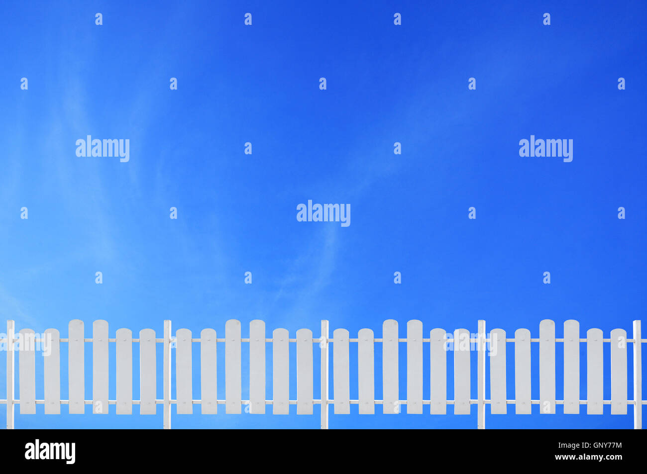 Blue picket fence background hi-res stock photography and images - Alamy