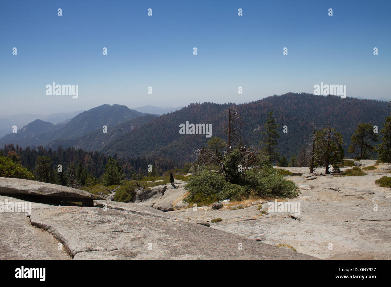 Sieera Nevada near Sequoia National Park with pollution haze ...