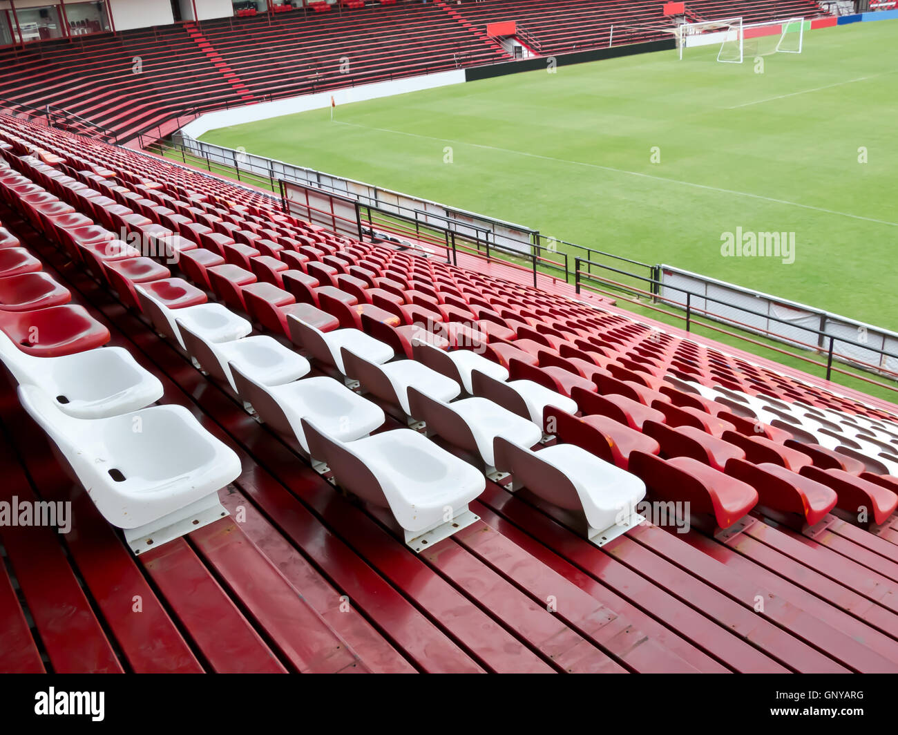 seat in football field Stock Photo - Alamy