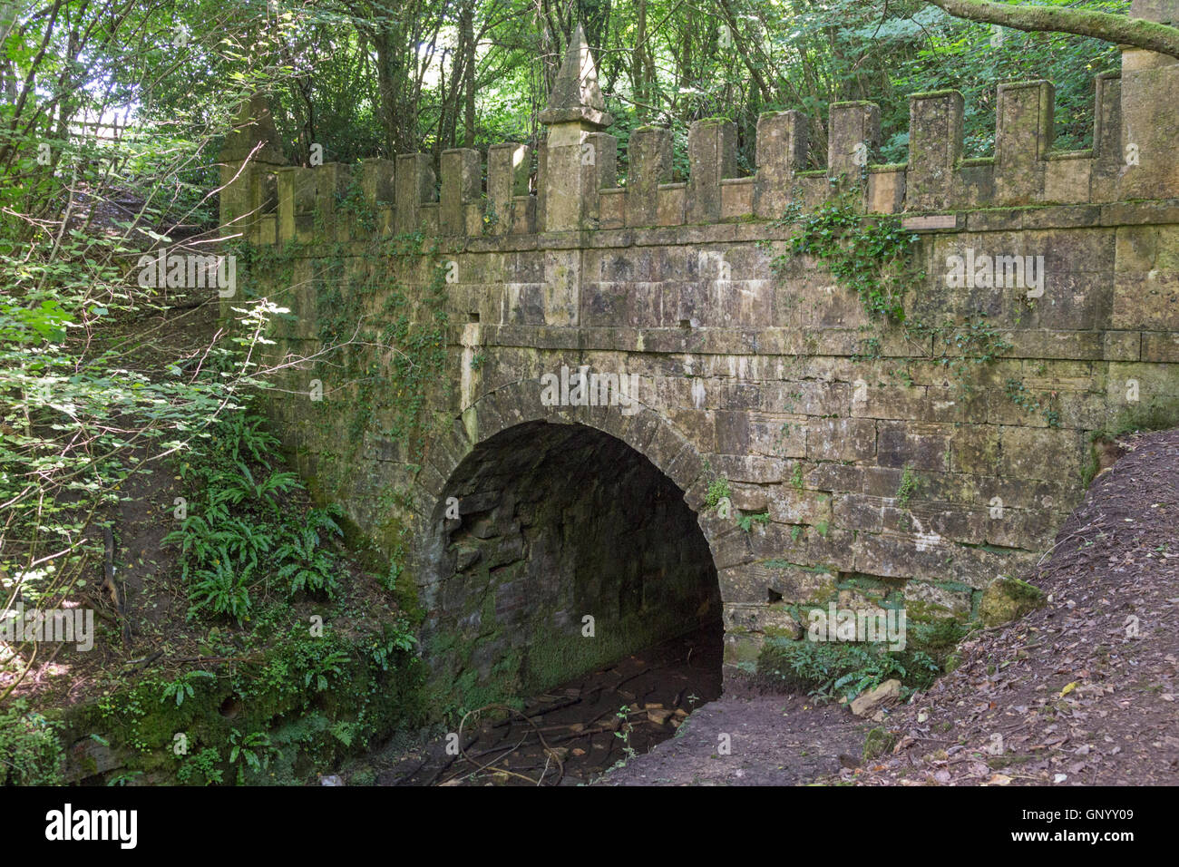 Thames severn canal hi-res stock photography and images - Alamy