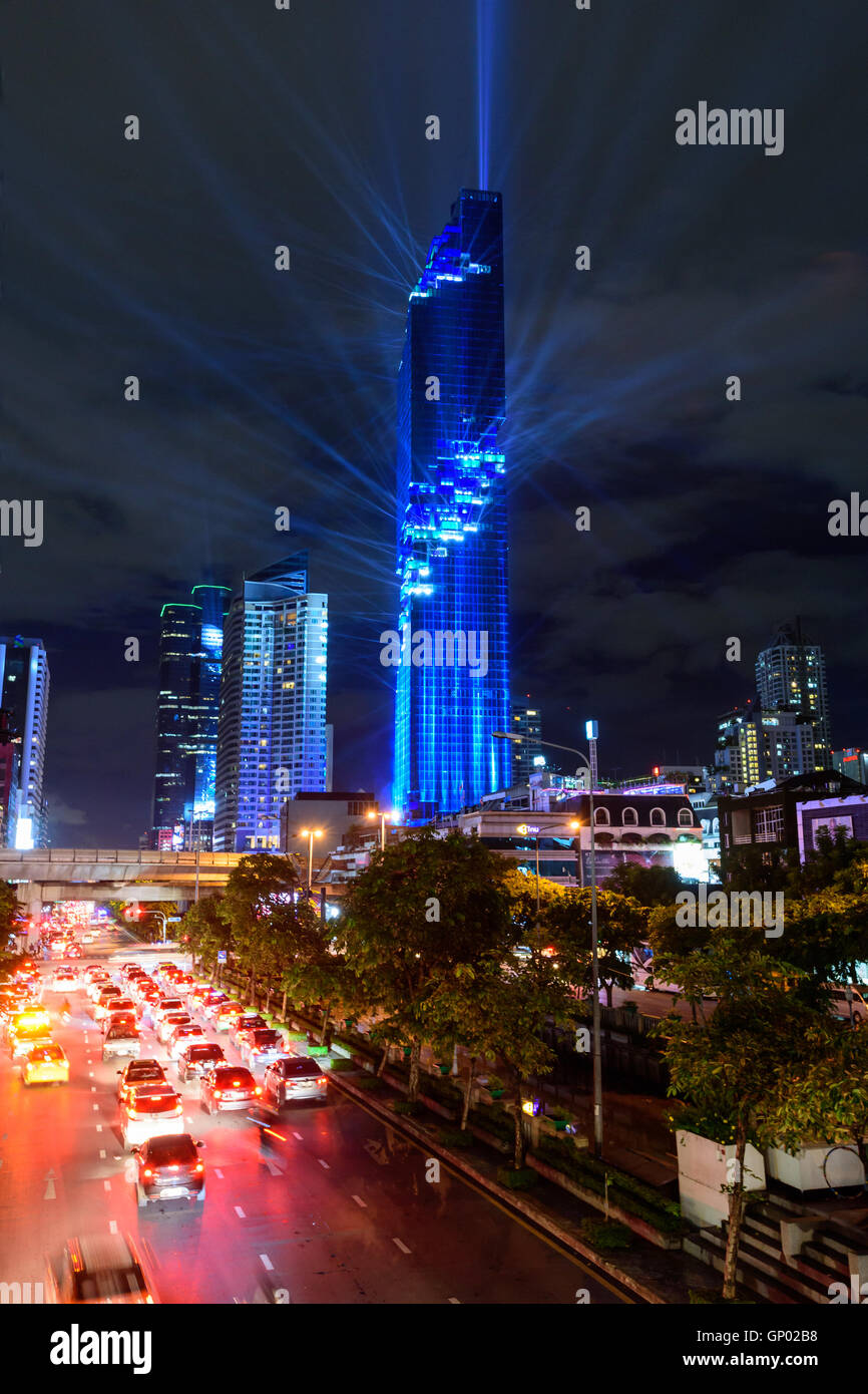 Lighting show in Grand opening mahanakhon tower in night time. New ...