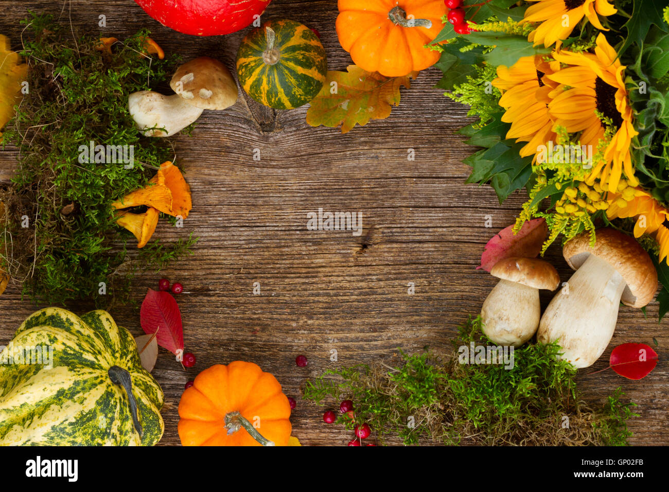 Fall flat lay frame Stock Photo - Alamy