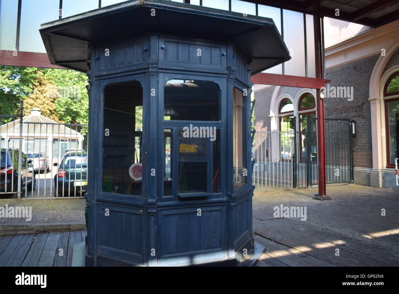 Railway ticket booth hi-res stock photography and images - Alamy