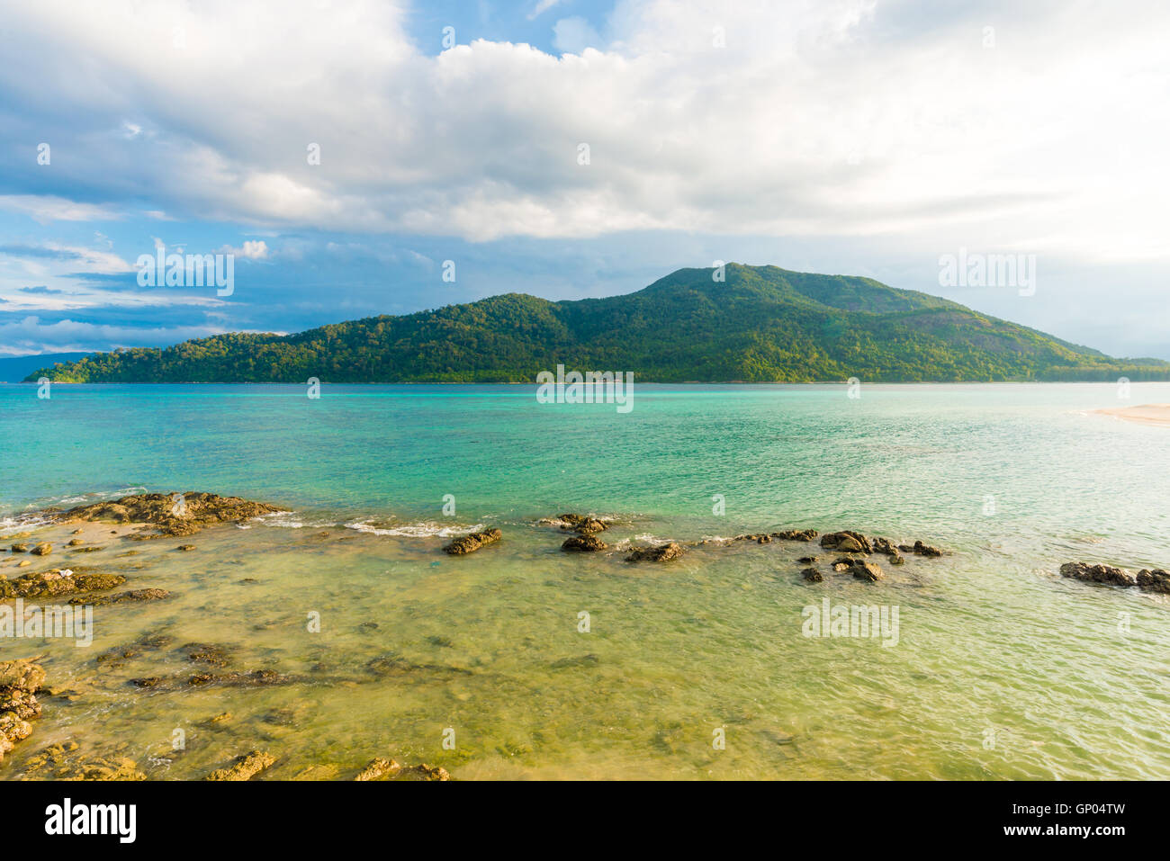Blue sky with beach and tropical sea, Lipe Islands, Thailand Stock ...