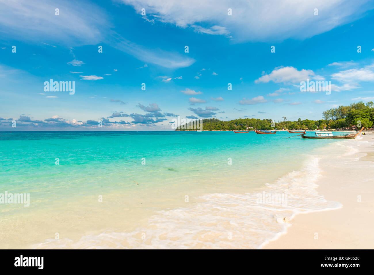 Blue sky with beach and tropical sea, Lipe Islands, Thailand Stock ...