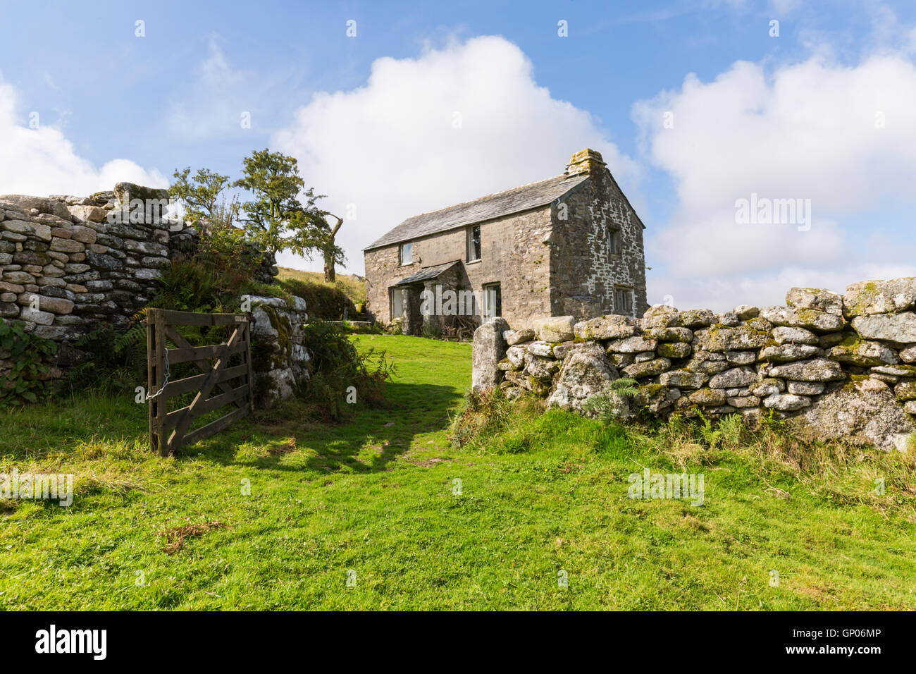Old deserted farm on the moors hi-res stock photography and images - Alamy