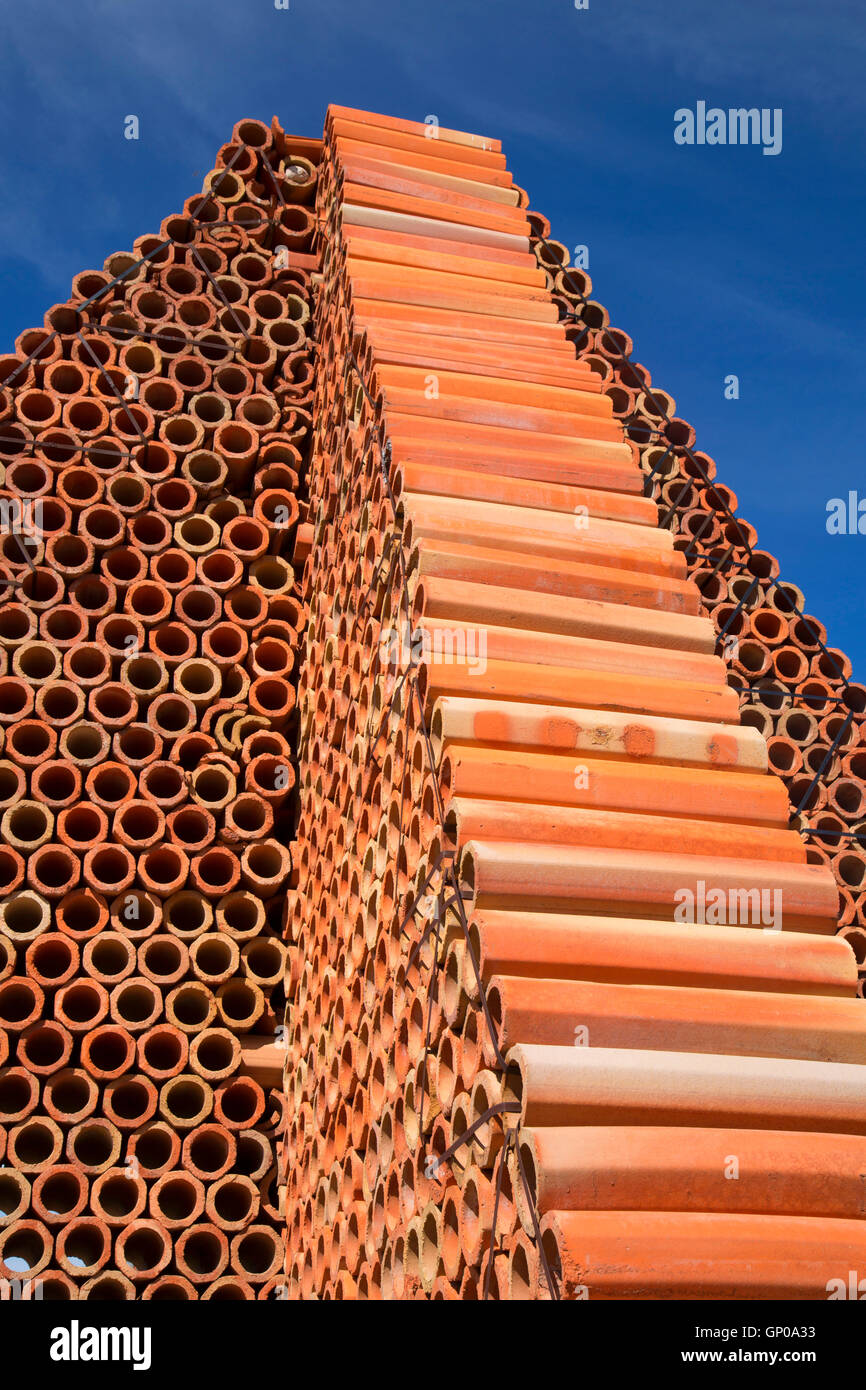 Pyramid sculpture hi-res stock photography and images - Alamy