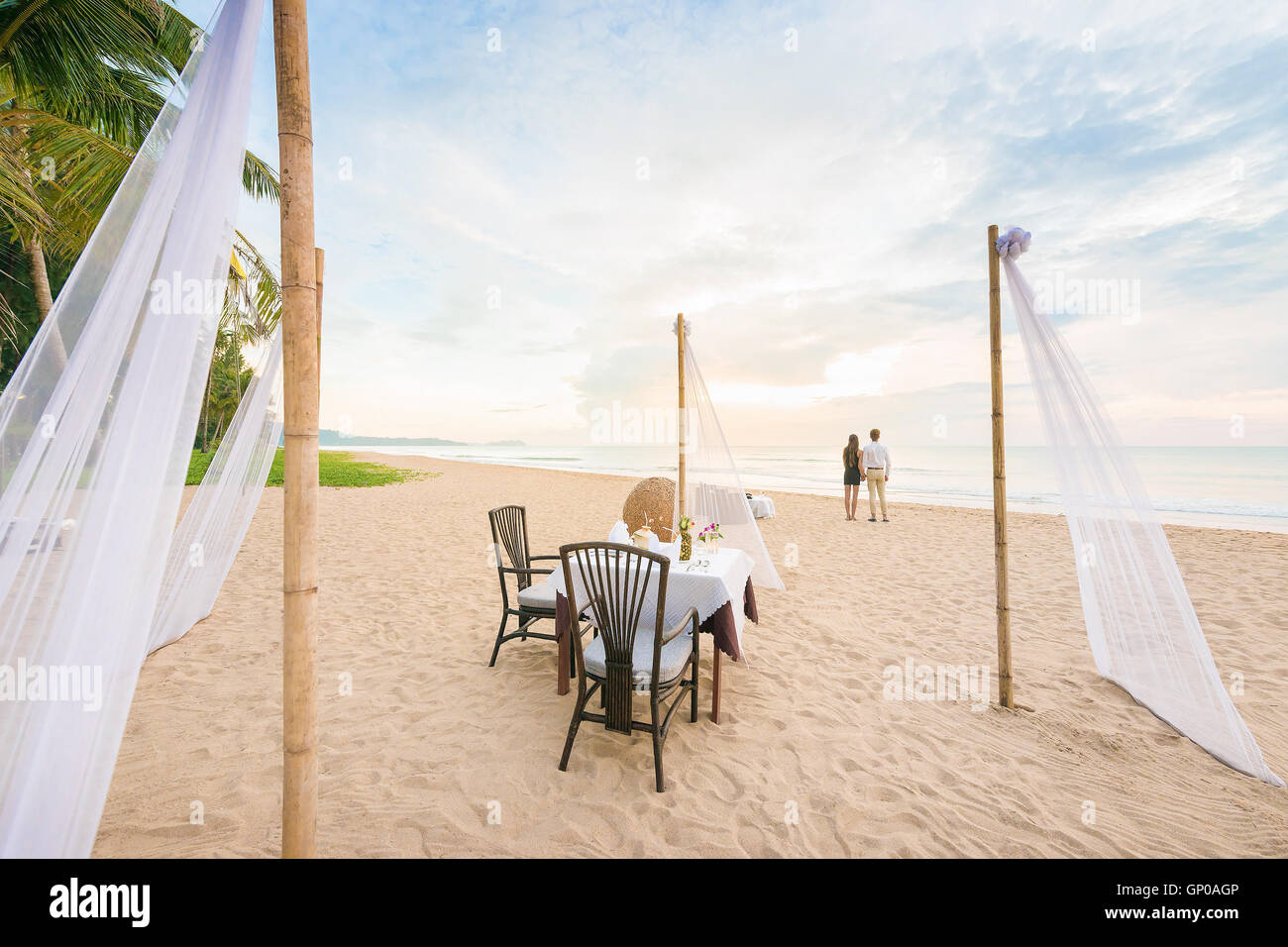 Romantic couple restaurant table on hi-res stock photography and images ...